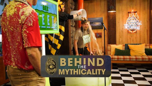 SMELLING BEE | Mythical Society