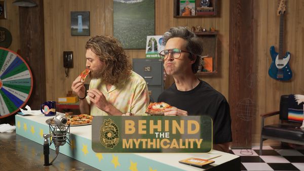 Yelp Review vs. Food Critic Taste Test | Mythical Society